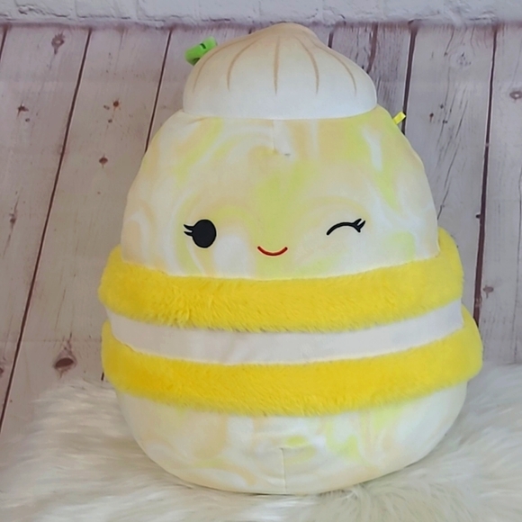 Squishmallows | Toys | 222 Squishmallows 8inch Yellow Meringue Macaron ...